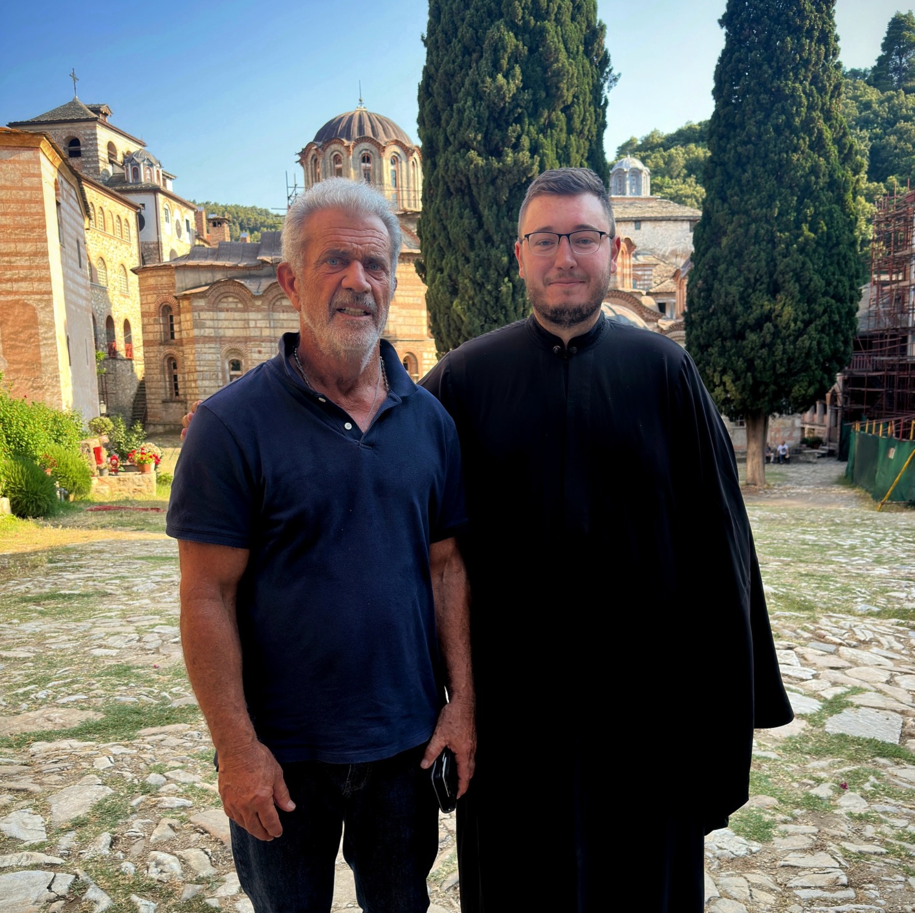 Mel Gibson în Athos la final - O Chilie Athonită: Bucurii din Sfântul Munte